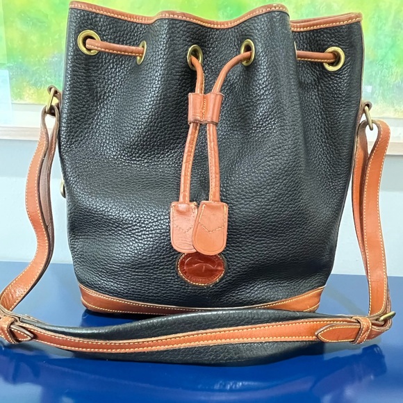 Dooney & Bourke | Bags | Dooney Bourke Drawstring Bucket Bag Purse ...